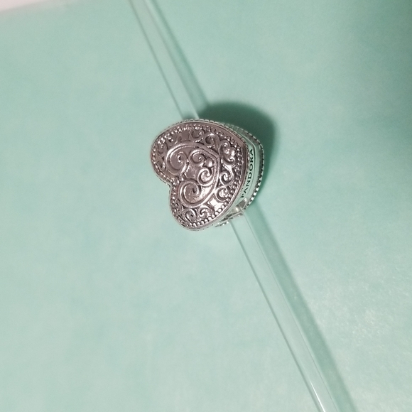 Pandora | Jewelry | Authentic Pandora Enchanted Heart Clip | Poshmark